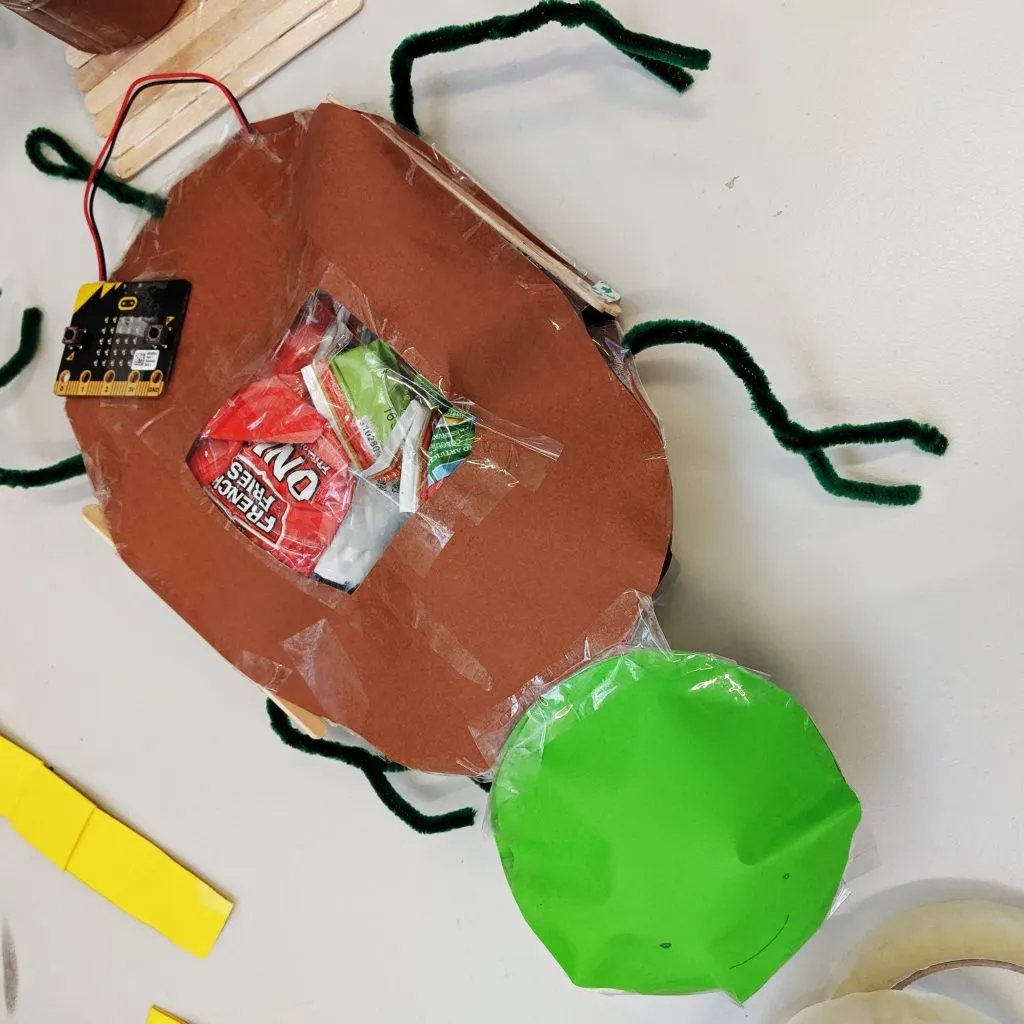 CreaCreating real world solutions with the Micro:bit