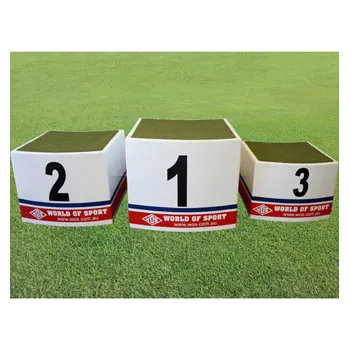 Winners Stand holds 3